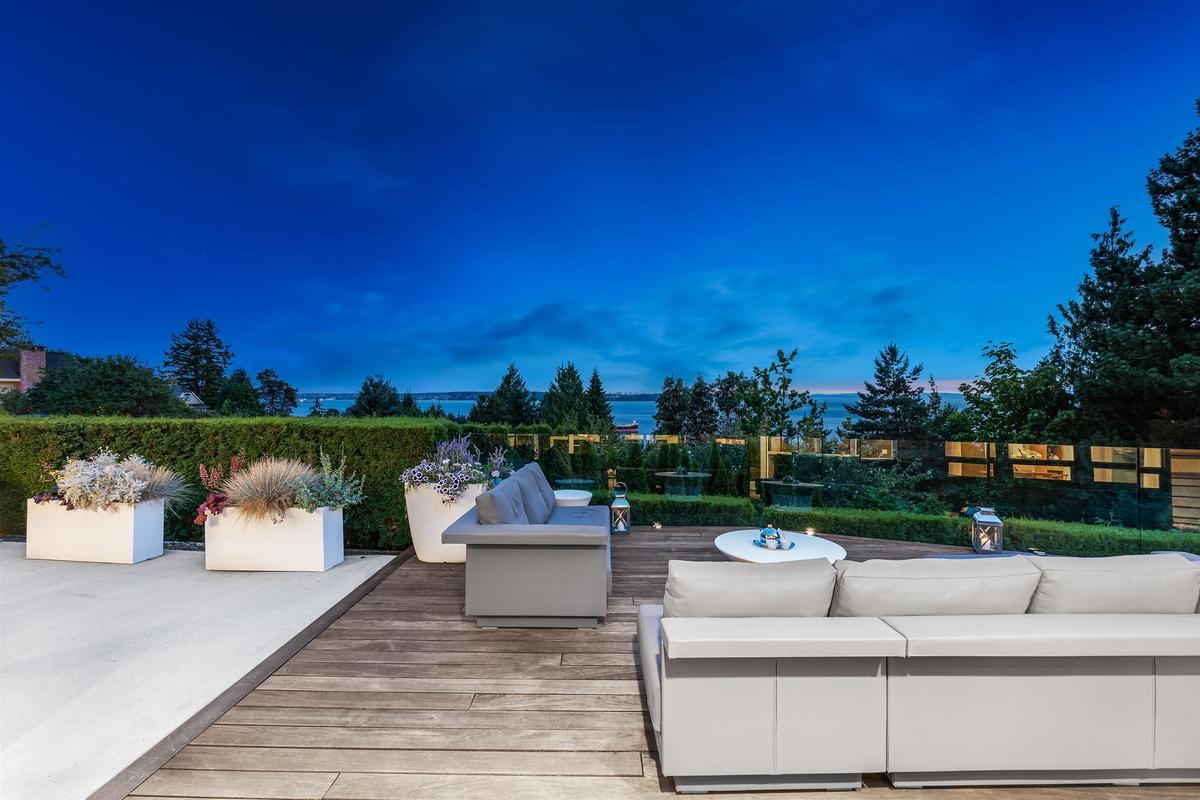 4322 Rockridge Road, West Vancouver, BC V7W 1A7 | Zealty